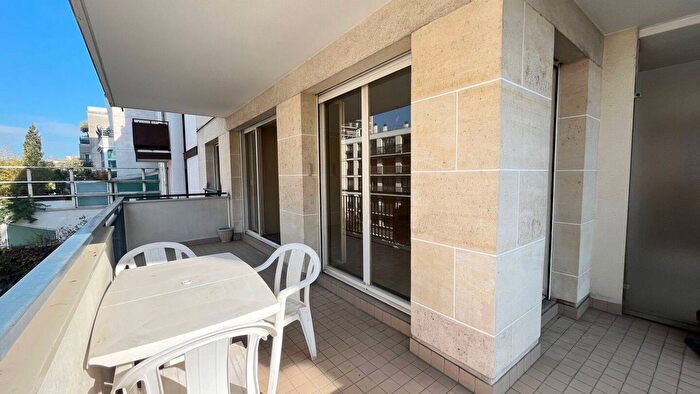 Appartement à louer - Reine-Mairie, Boulogne-Billancourt - 4 pièces - 3 chambres