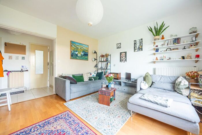 Appartement à vendre - Nantes, Eraudière, La Marrière, Rond-point de Paris - 3 pièces - 2 chambres