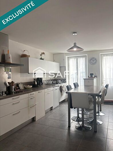 Maison à vendre - Chantonnay - 4 pièces - 3 chambres