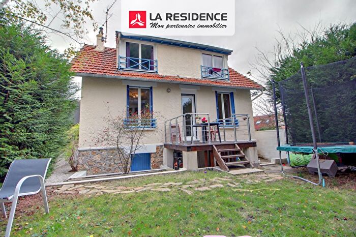Les Clayes-sous-Bois, Centre-ville : Maison 5 pièces à vendre