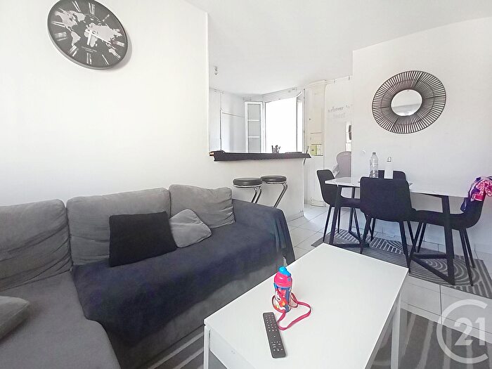 Appartement à vendre - Melun, Rive de Seine, Sud - 2 pièces - 1 chambre