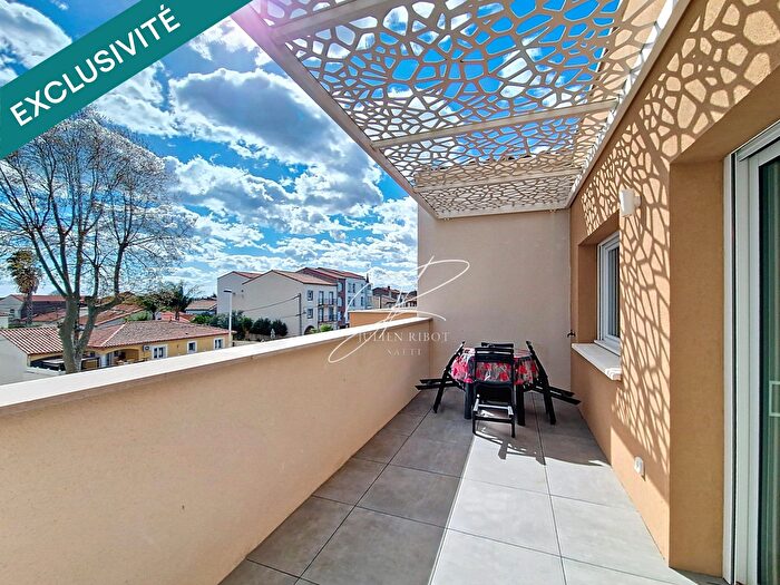 Appartement à vendre - Vias, Ville - 2 pièces - 1 chambre