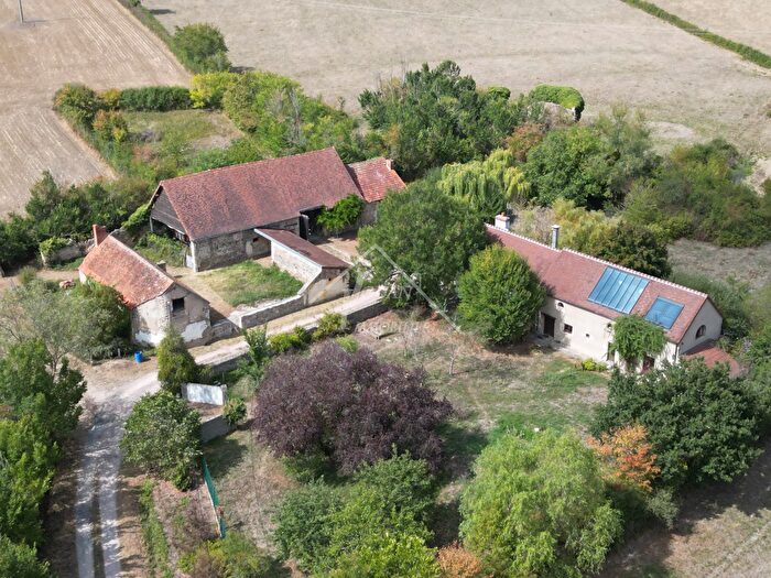 Maison 4 pièces à Chantelle, à vendre