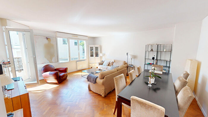 Appartement 3 pièces à Issy-les-Moulineaux, Les Iles, La Ferme, à vendre