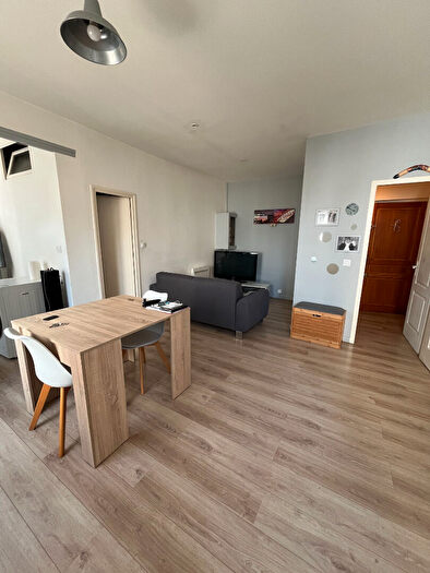 Appartement à vendre - Sainte-Colombe - 3 pièces - 2 chambres