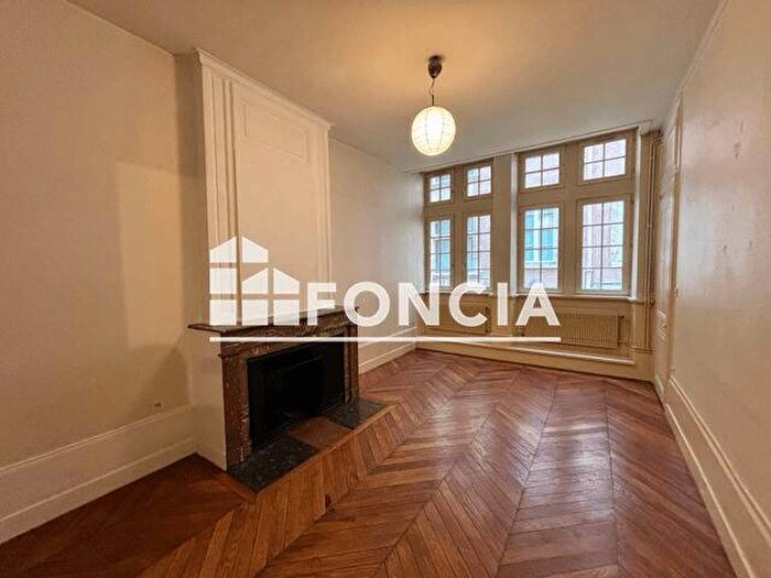 Appartement à louer - Vieux Lyon, Lyon ème arrondissement - 3 pièces - 2 chambres