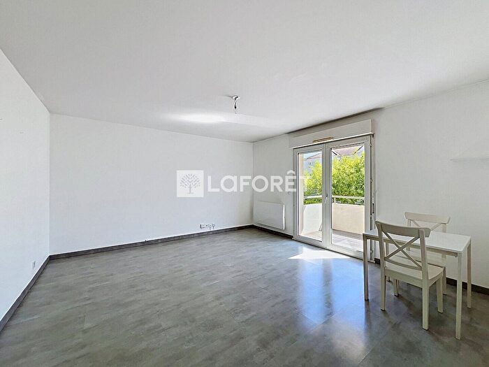 Lugny, Moissy-Cramayel : Appartement 2 pièces à louer