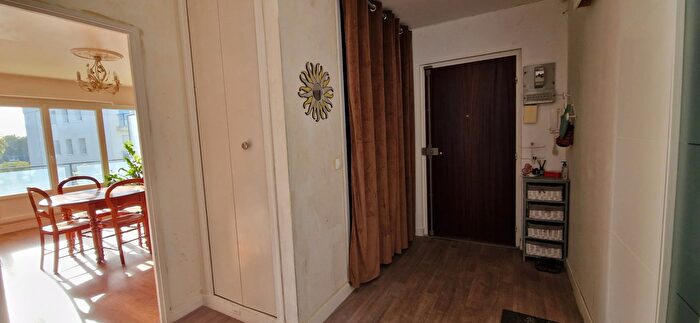 Veneux-les-Sablons : Appartement 3 pièces à vendre