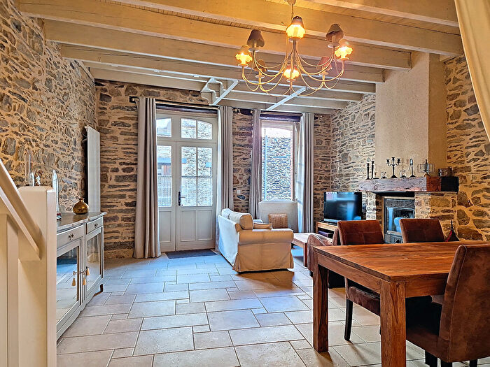 Maison à vendre - Lohéac - 4 pièces - 2 chambres