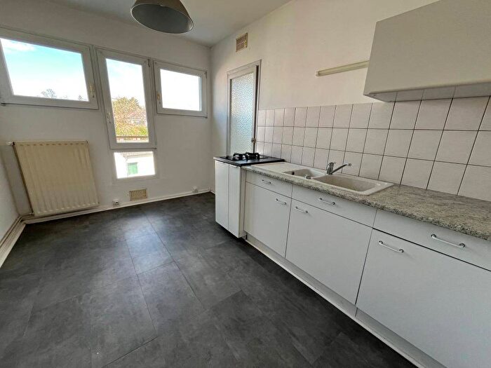 Appartement à louer - Plantières-Queuleu, Metz - 3 pièces - 2 chambres