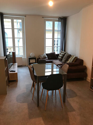 Appartement 3 pièces à Nevers, Centre-ville, à louer