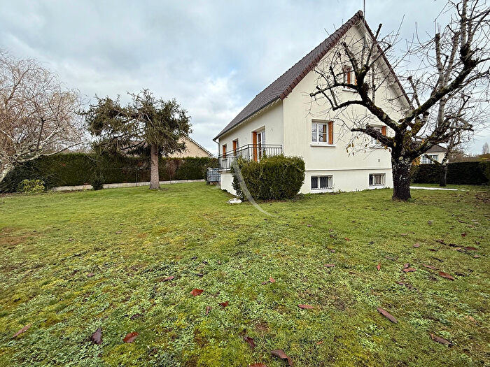 Maison 8 pièces à Le Châtelet-en-Brie, à vendre