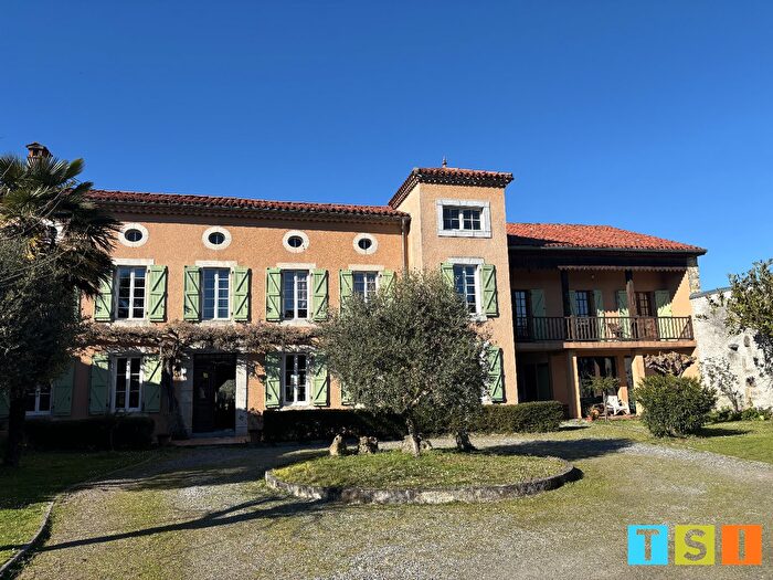 Maison à vendre - Pointis-Inard - 7 pièces - 5 chambres