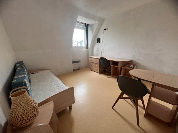 Orléans, La Croix Saint-Marceau, La Mouillère, Pré Pinson : Appartement 1 pièce à louer