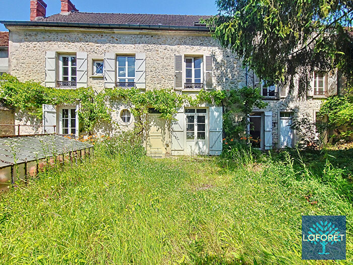 Maison à vendre - Morigny-Champigny - 12 pièces - 6 chambres