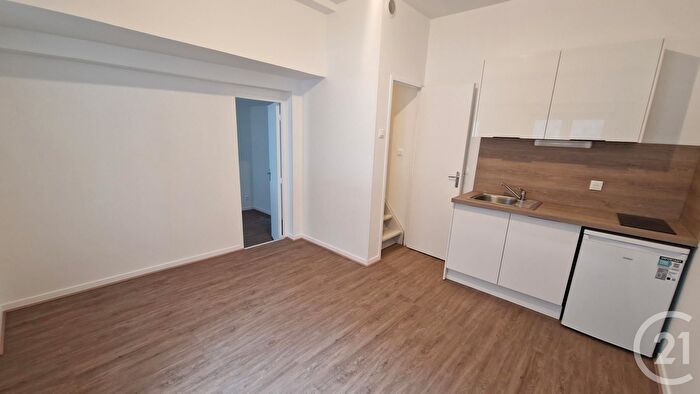 Maison à louer - Rouen, Grieu, Vallon Suisse, Saint-Hilaire - 2 pièces - 1 chambre