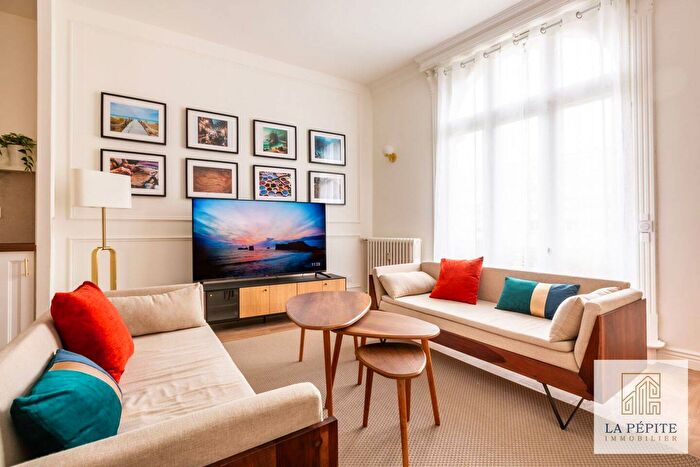 Appartement à louer - Valenciennes - 3 pièces - 2 chambres