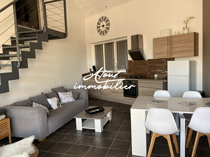 Maison 3 pièces à Saint-Félix-de-Lodez, à louer