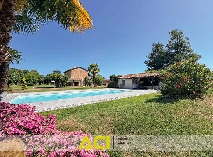Maison 8 pièces à vendre à Charnay-lès-Mâcon