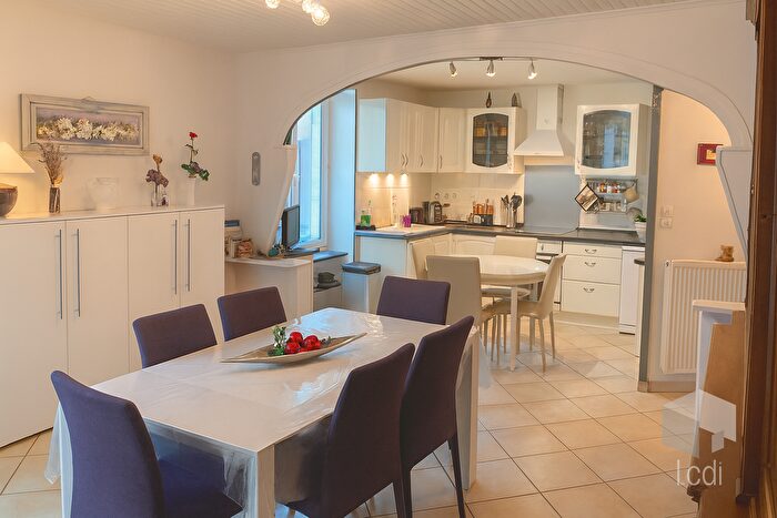 Maison à vendre - Montélimar, Centre-ville - 5 pièces - 3 chambres