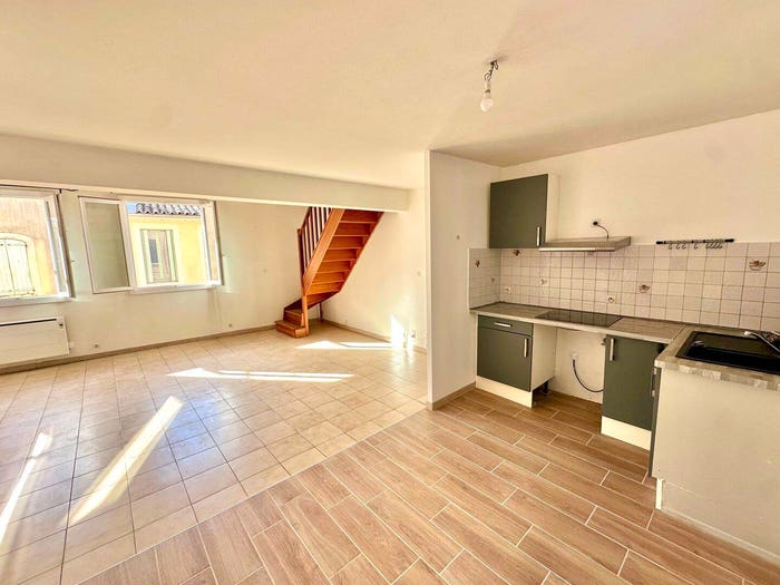 Nîmes : Appartement 2 pièces à louer
