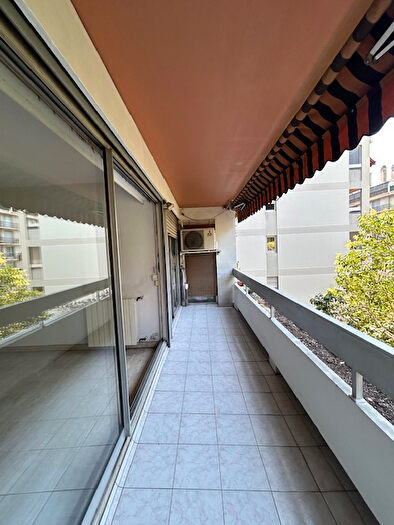 Marseille 4ème, Les Chartreux : Appartement 3 pièces à vendre