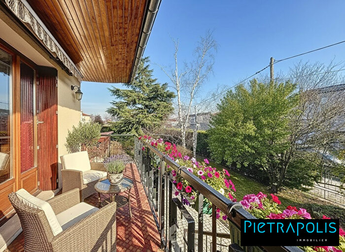 Maison à vendre - Corbas - 6 pièces - 4 chambres