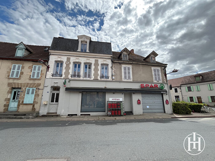 Appartement à vendre - Villefranche-dAllier - 4 pièces - 3 chambres