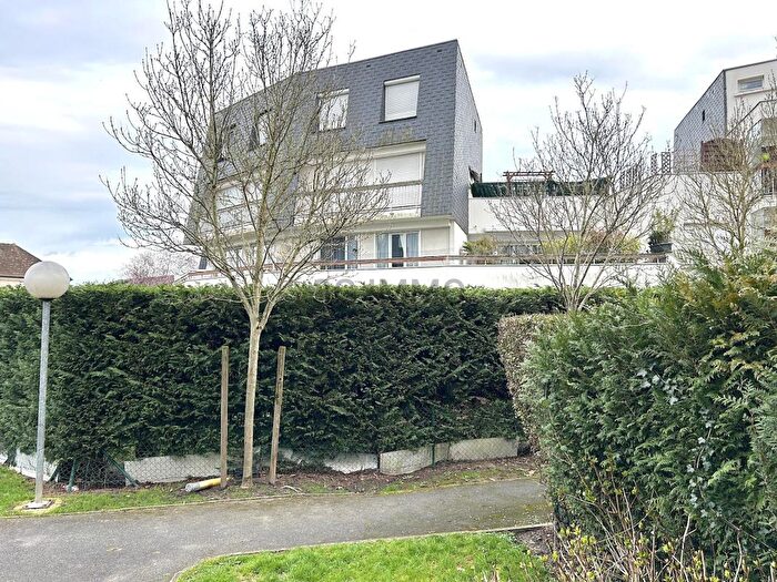 Appartement à vendre - Coubron - 4 pièces - 2 chambres