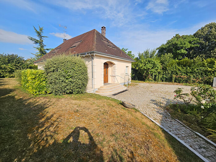 Maison 7 pièces à La Chapelle-Saint-Luc, Vieille ville, à vendre