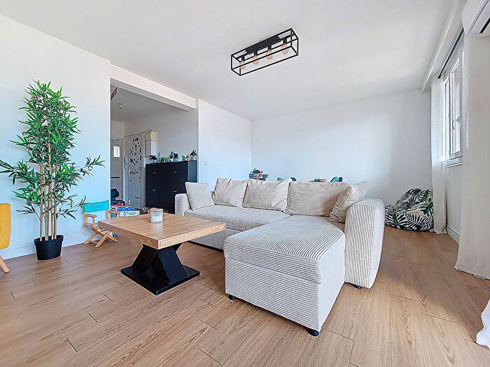 Appartement à vendre - Marseille e , Saint-Mitre - 4 pièces - 3 chambres