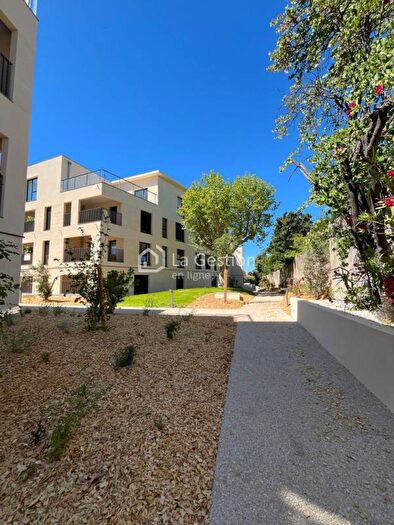 Appartement 1 pièce à louer - Aix-en-Provence, Val Saint-André