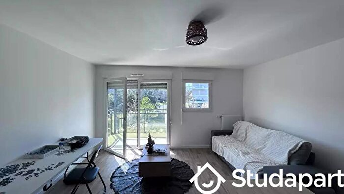 Appartement à louer - Edgard Degas, Aulnay-sous-Bois - 3 pièces