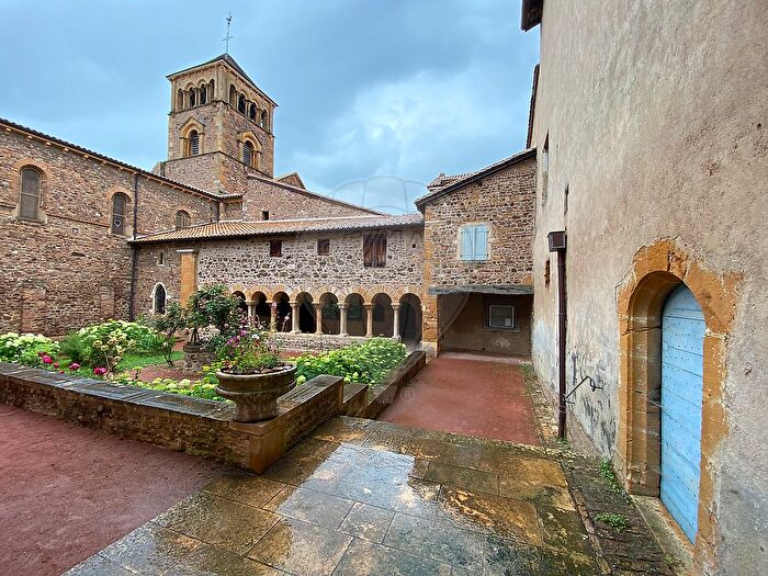 Maison à vendre - Salles-Arbuissonnas-en-Beaujolais - 4 pièces - 3 chambres