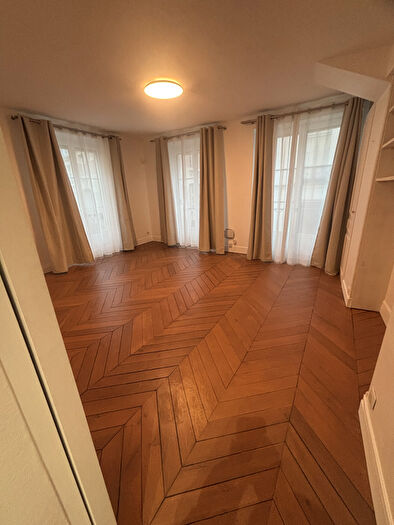 Paris 7ème, Saint-Thomas d'Aquin, Bac, Musée d'Orsay : Appartement 2 pièces à louer