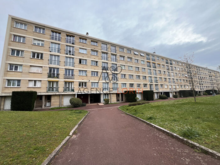 Appartement à louer - Chatou - 2 pièces - 1 chambre