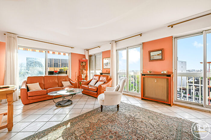 Appartement à vendre - Montreuil, Solidarité, Carnot - 4 pièces - 3 chambres