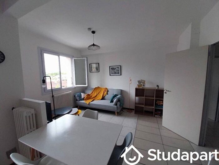 Appartement à louer - Centre Ville, Montauban - 1 pièce - 3 chambres