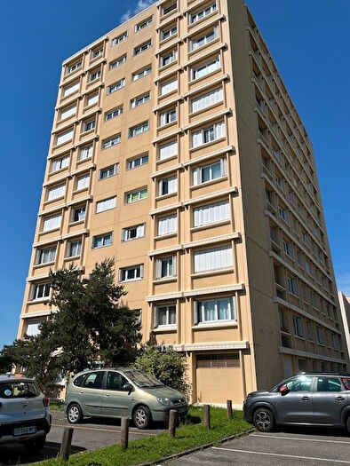 Saint-Priest, Centre-ville - Appartement 3 pièces à vendre