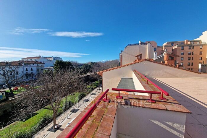 Appartement à louer - Clémenceau, Perpignan - 1 pièce