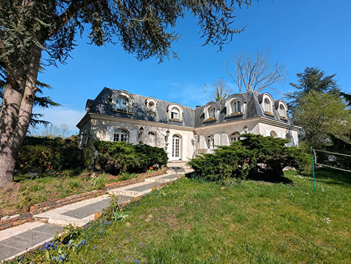 Maison à vendre - Nointel - 9 pièces - 6 chambres