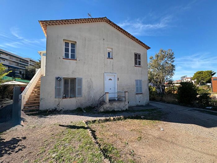 Appartement à vendre - Le Cannet, Bas Cannet - 2 pièces - 1 chambre