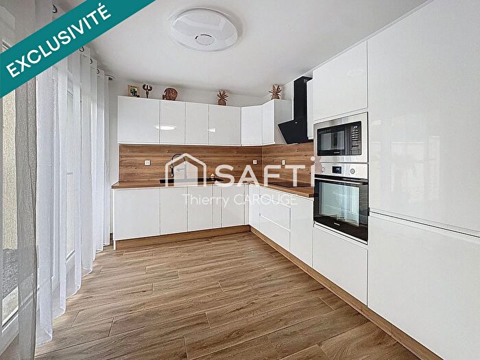 Maison à vendre - Clermont - 5 pièces - 3 chambres