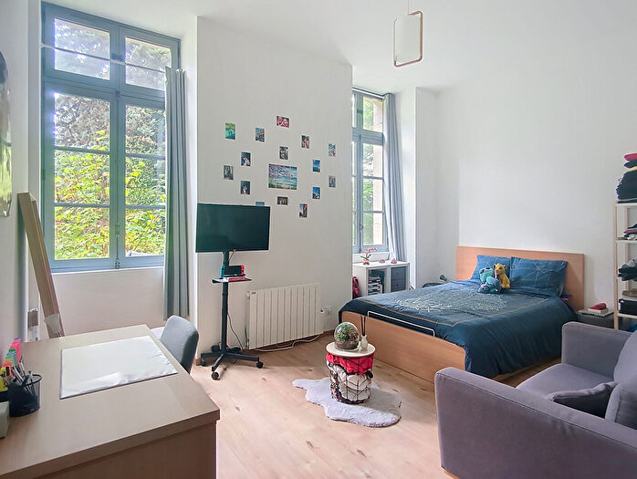 Appartement à louer - Dijon, Port du Canal - 1 pièce