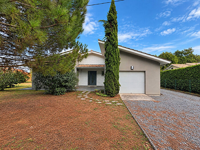 Maison 4 pièces à Beychac-et-Caillau, à vendre