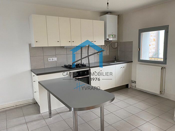 Appartement à louer - Saint-Chamond, La Valette, Croix Berthaud, Saint-Martin - 2 pièces - 1 chambre