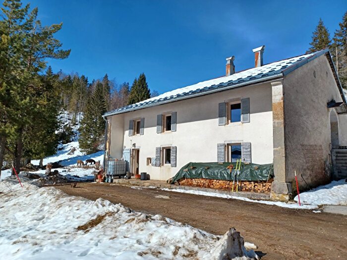 Maison à vendre - La Pesse - 8 pièces