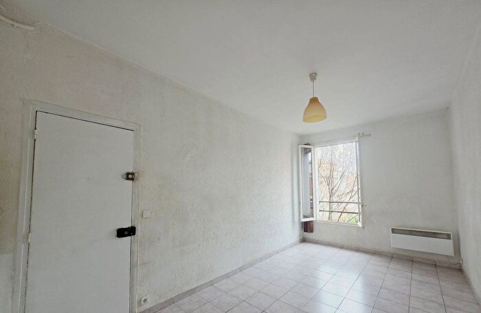 Appartement à louer - Juillet Zola, Alfortville - 1 pièce
