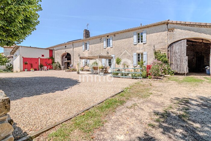 Maison à vendre - Sauveterre-de-Guyenne - 6 pièces - 3 chambres