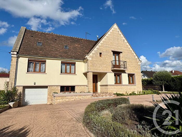 Maison à vendre - Argentan, Est - 7 pièces - 5 chambres